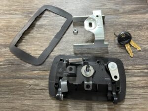 TRIMARK Black Entry Door Latch 22660-04 - Northwest RV Supply