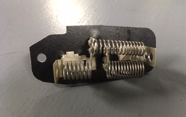 Motorcraft Blower Resistor D32H-19A706-AB - Northwest RV Supply